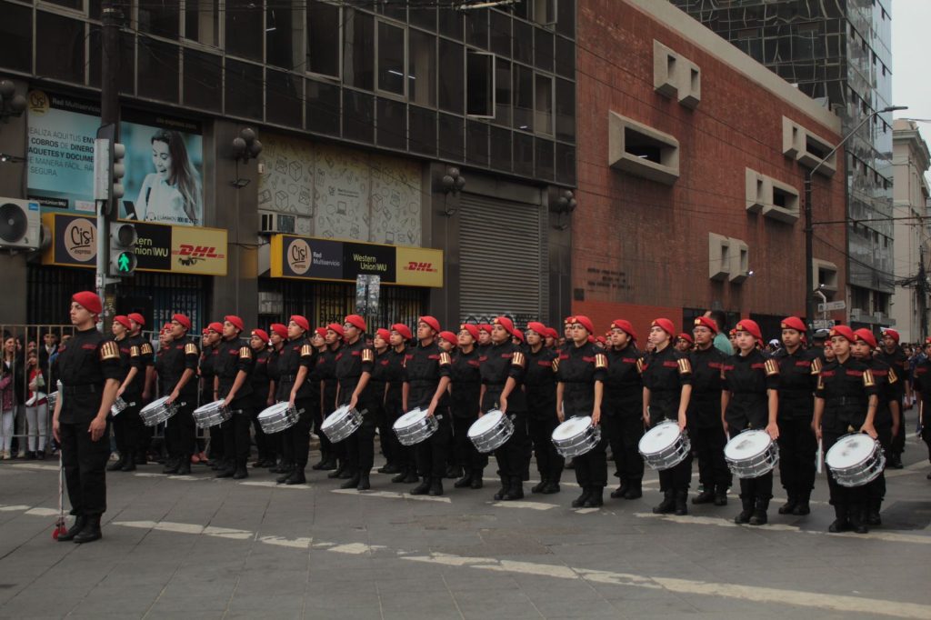 BOINAS ROJAS DEL JAR: LA BANDA DE GUERRA QUE CONTINÚA COSECHANDO ÉXITOS ...